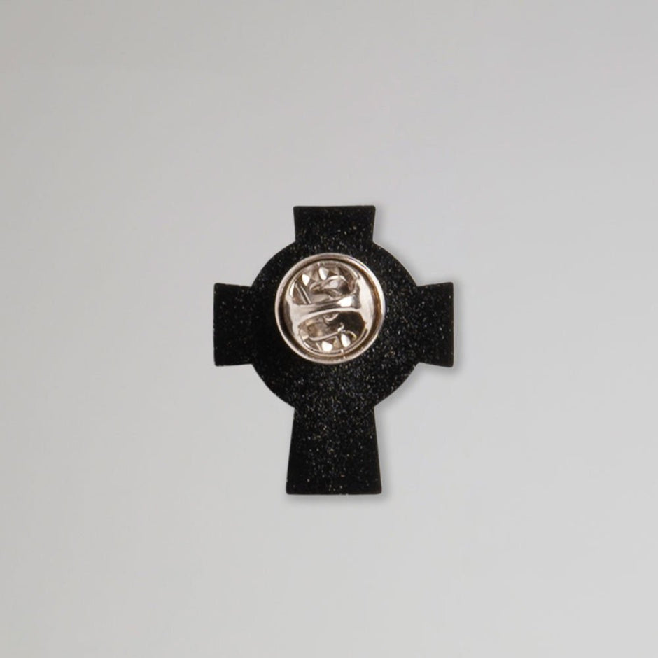 BADGES, KEYRINGS & MAGNETS – Official Celtic Store