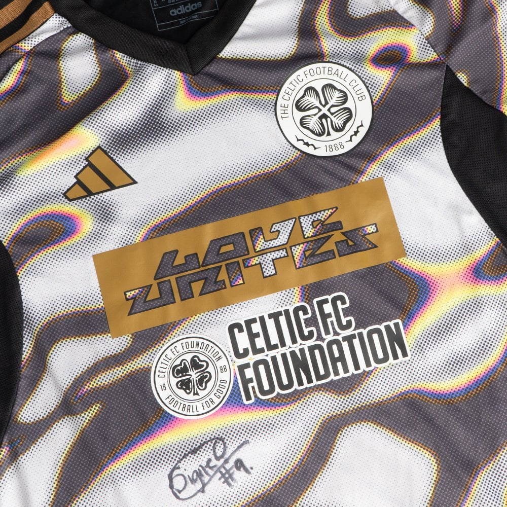 SIGNED MEMORABILIA – Official Celtic Store